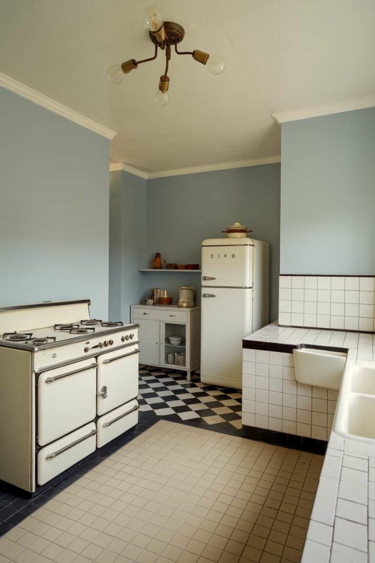 40+ Vintage Kitchen Ideas: Timeless Style Meets Functional Charm